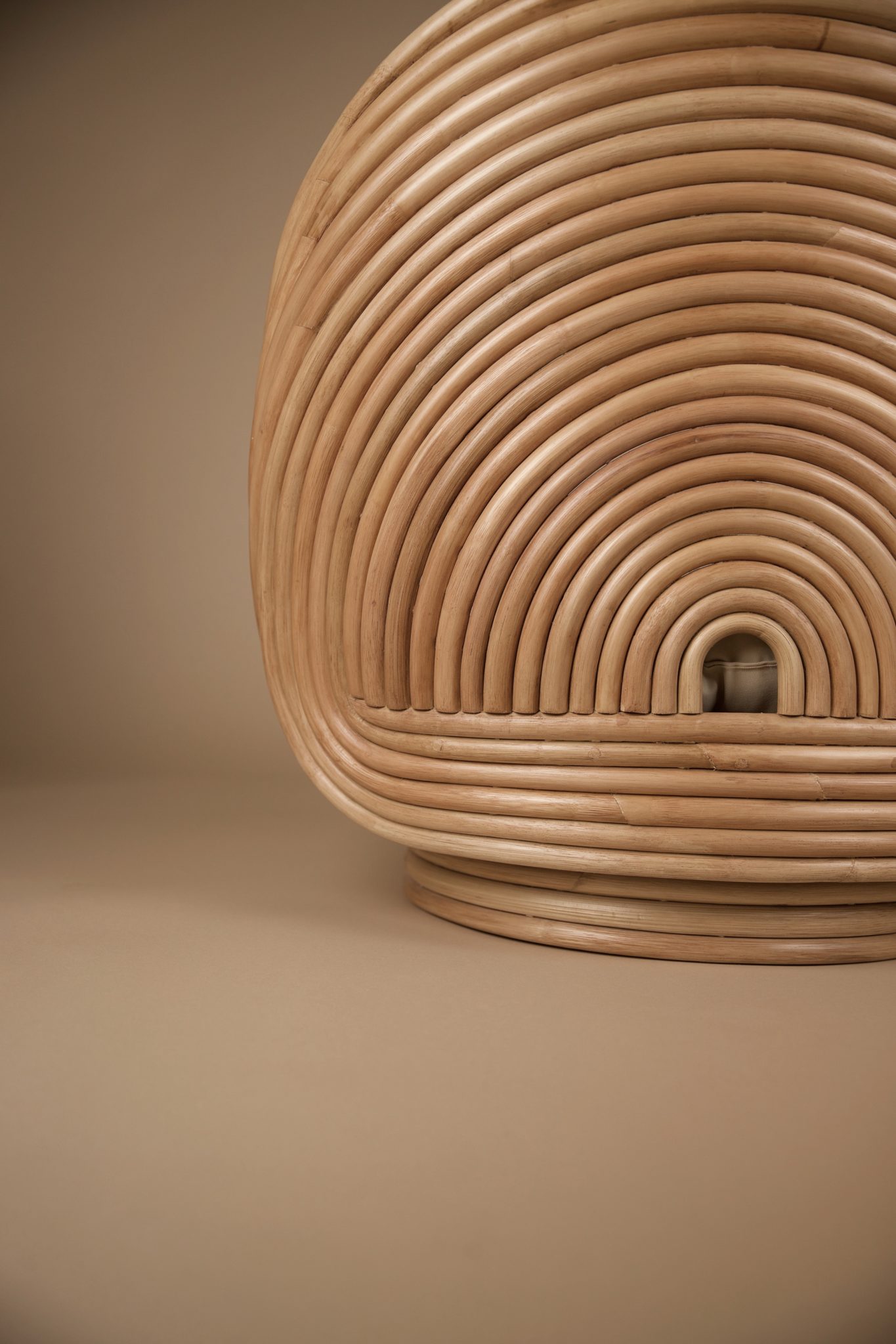 Rainbow Chair – Wonderium